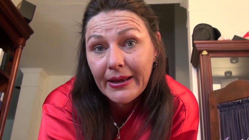 [auntjudys] Joana Step Auntie Joanas Massage Turns Into Handjob